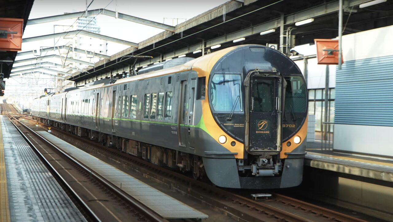 JR四国8600系の最新の運用状況と車両の特徴をまとめてみた | Shikokuレールノート