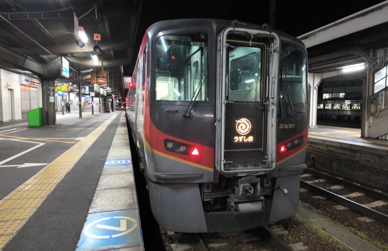 JR四国2600系・2700系の違いまとめ！鉄道ファン必見の魅力紹介 | Shikokuレールノート